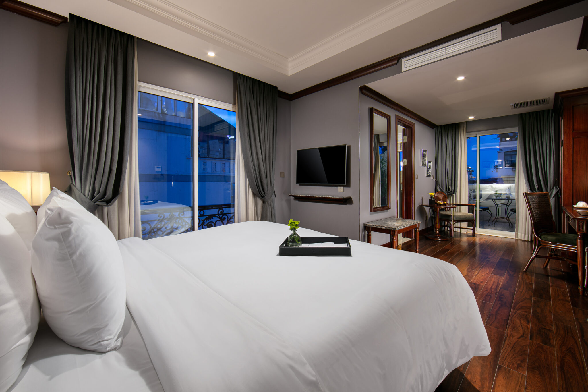 Terrace Suite City View - Lasinfoniavietnam